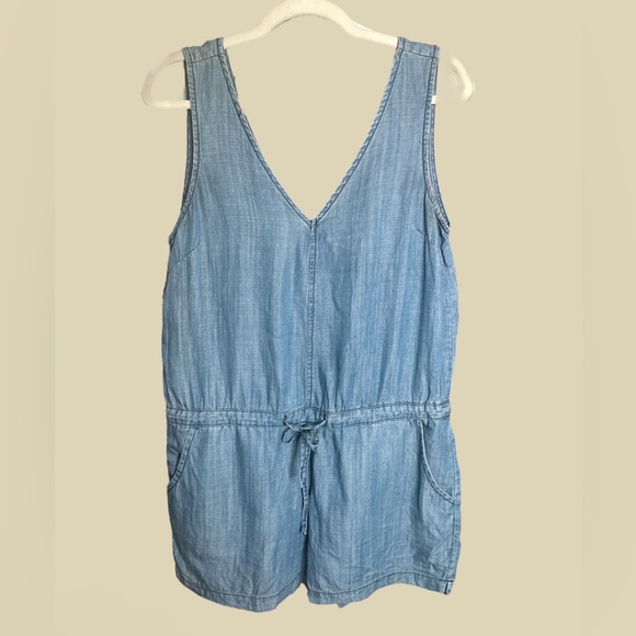 Velvet Heart | Pants & Jumpsuits | Velvet Heart Euc Light Blue Romper ...
